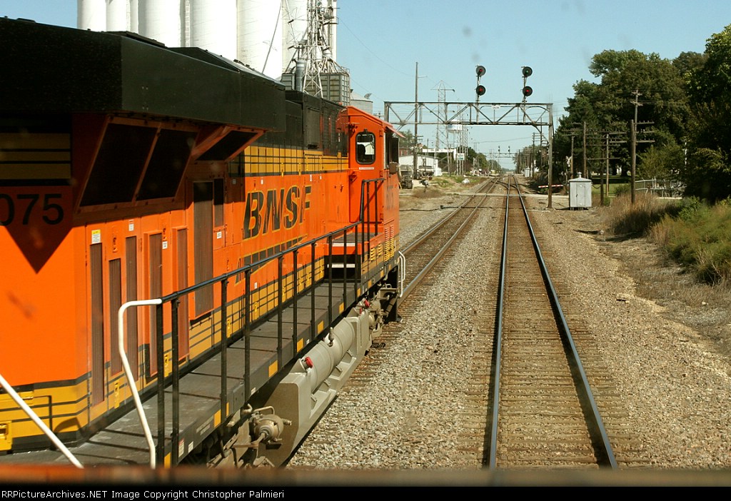 BNSF 6075